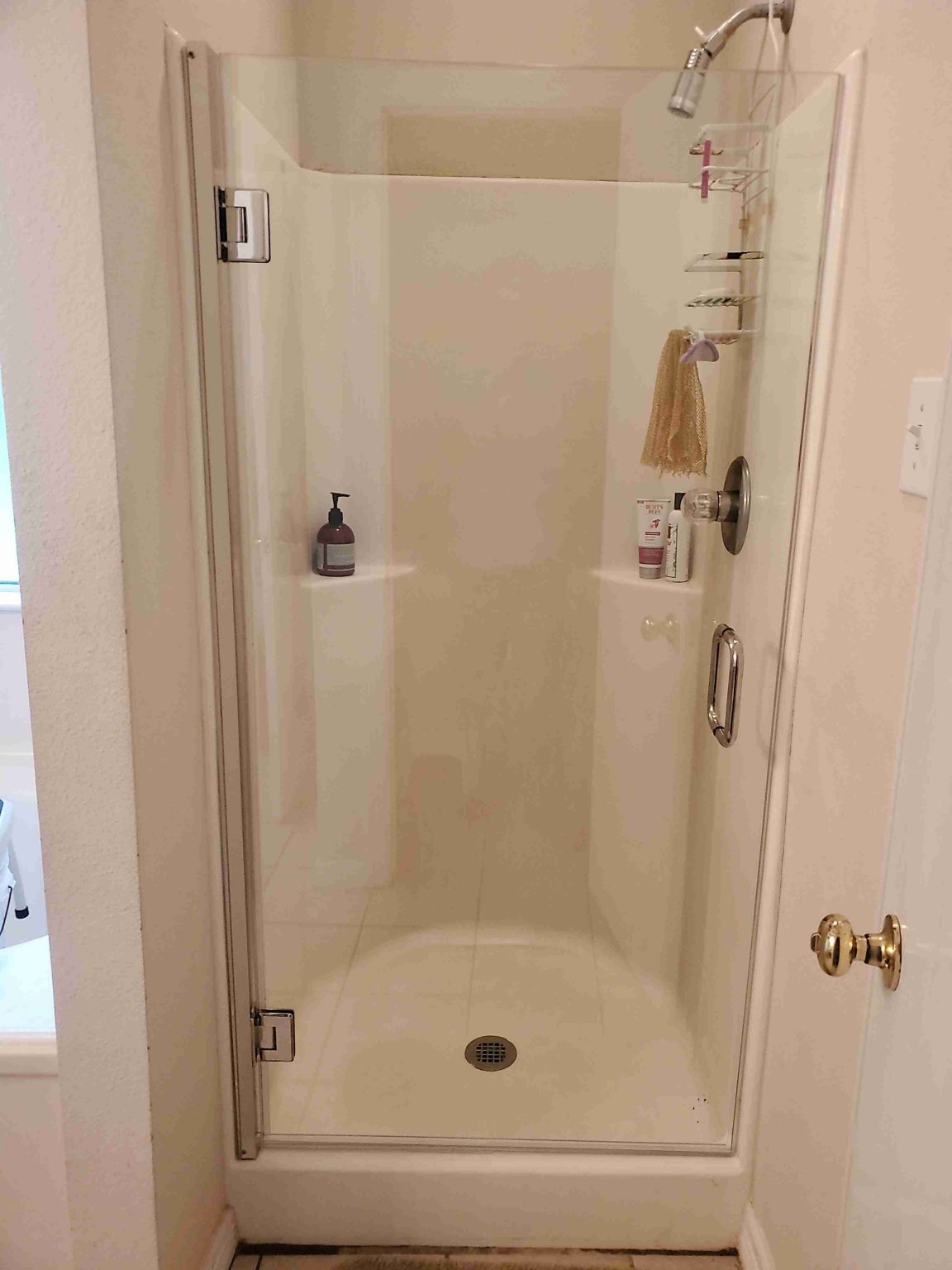 View Our Single Doors Gallery | Shower Doors of Houston